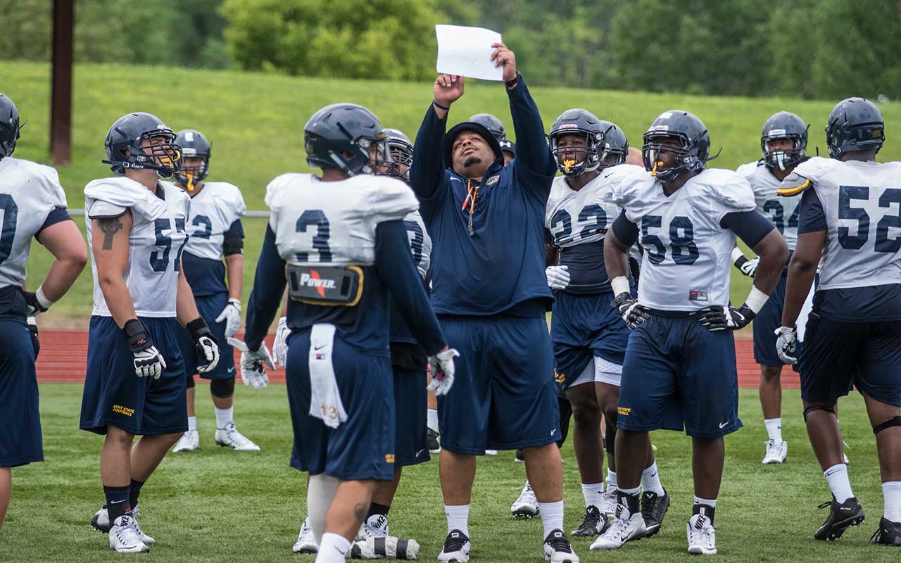 Colin Ferrell has enduring connection to football - Hamilton Pulse