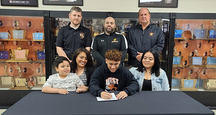 West's Joey Aponte headed for Keystone College to continue football ...